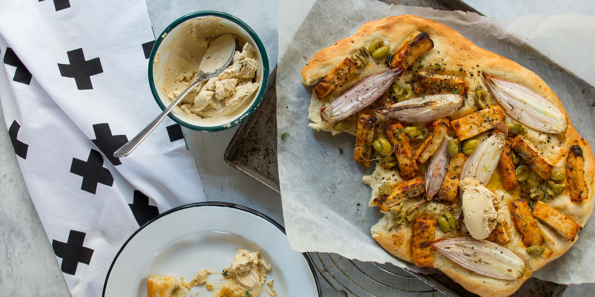 Eskort - Chicken & Onion Focaccia with Balsamic Cream Cheese - Eskort