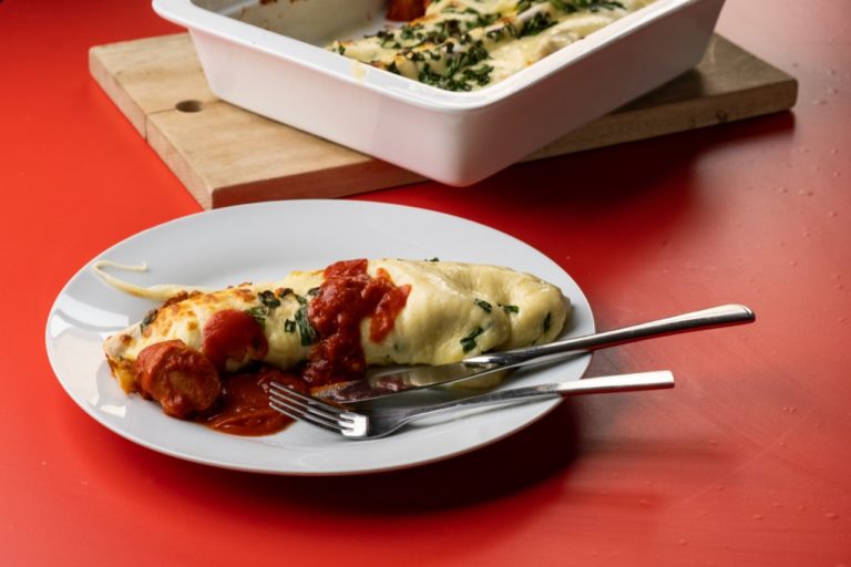 Eskort - Baked Russian Wraps - Eskort